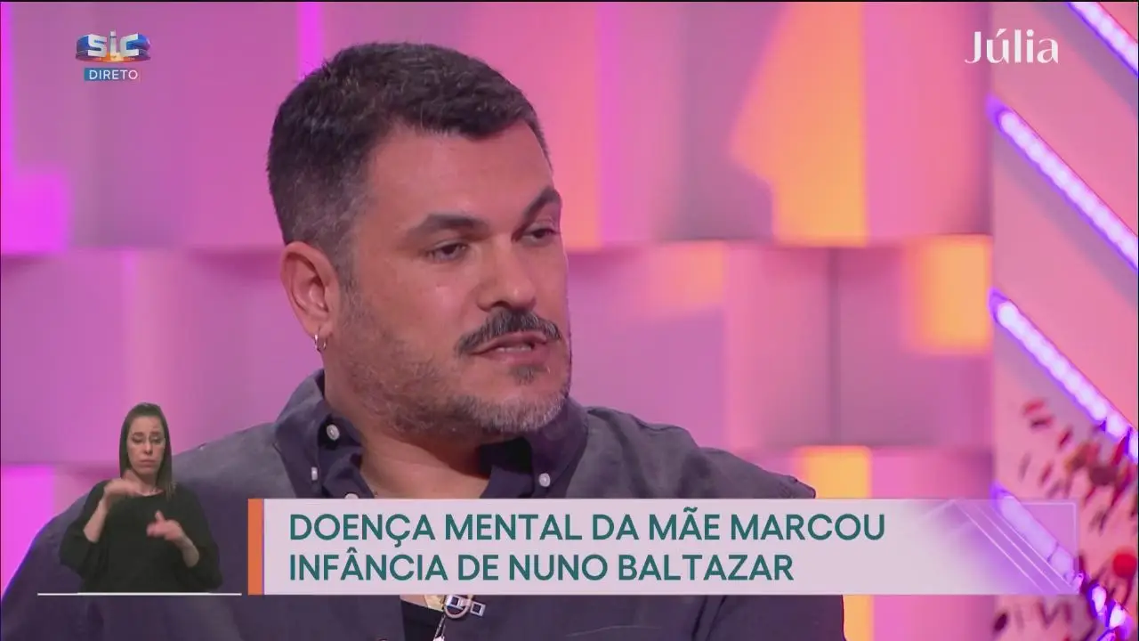 “Eu tive de fazer o internamento compulsivo”— Esquizofrenia da mãe ...