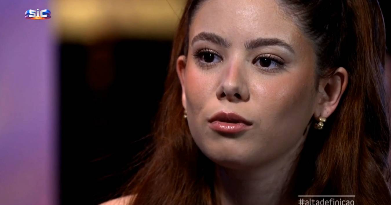 A separação de Bárbara Tinoco do caminho religioso escolhido pelos pais ...