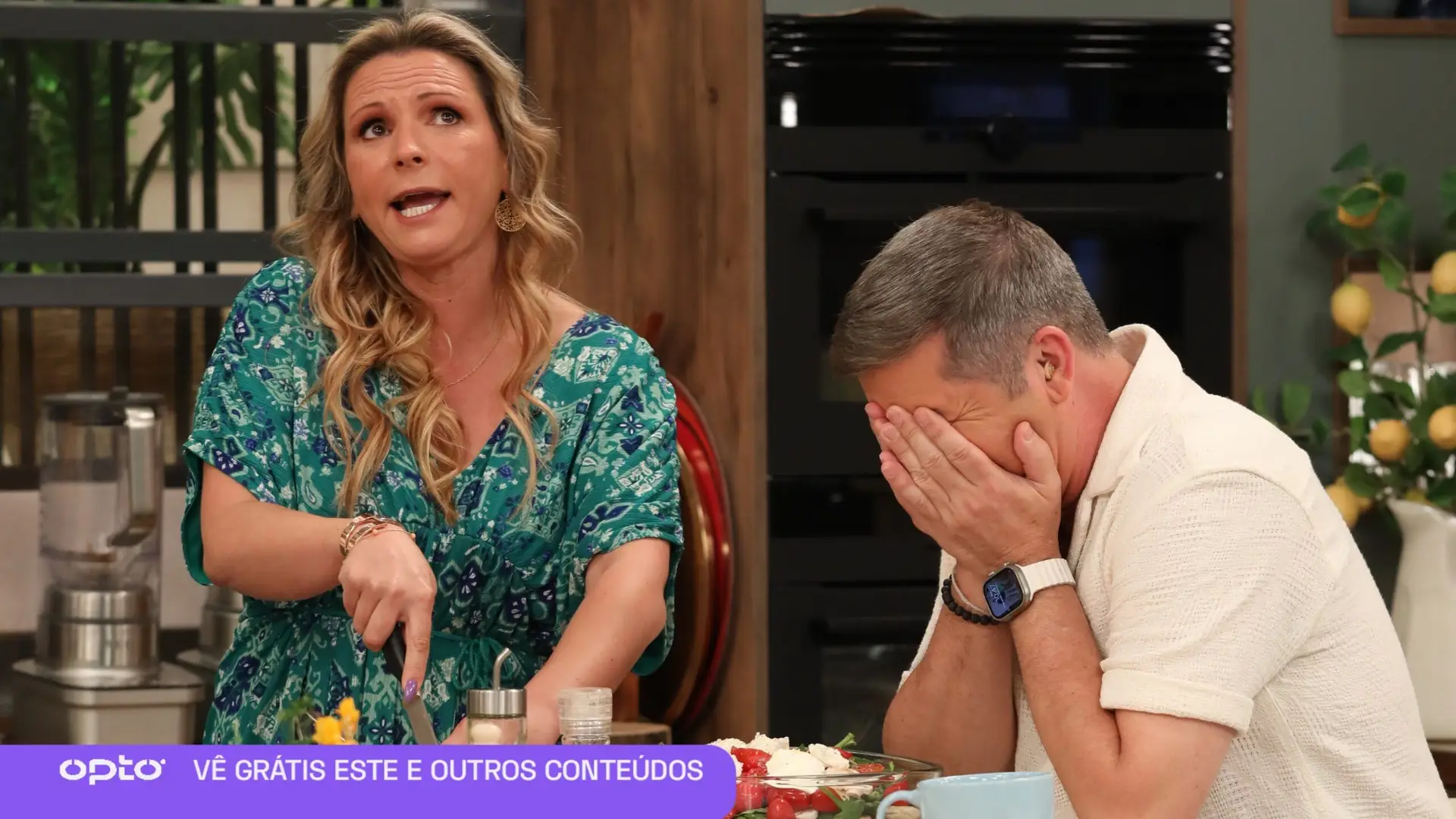 Bruna Andrade revela o que João Baião lhe faz antes de entrar em palco ...