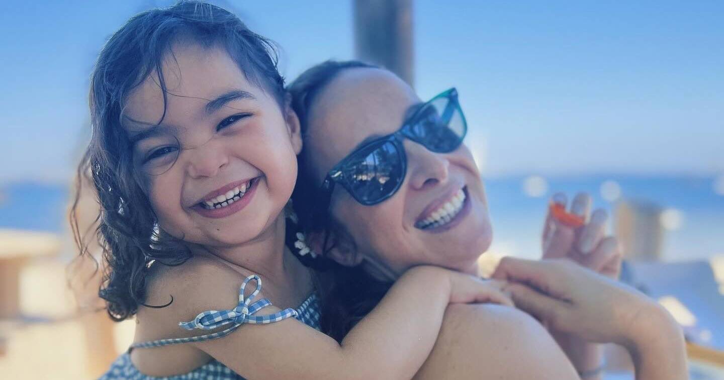 E se a filha de Sara Prata cantasse uma canção do Toy? Aconteceu — e ...