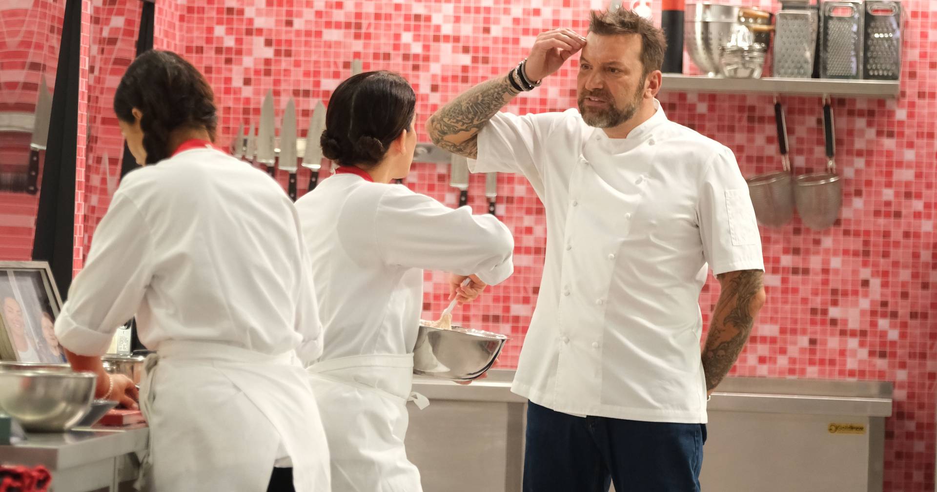 "Até tenho vergonha". Inês Lopes Gonçalves comete erro grave na ...