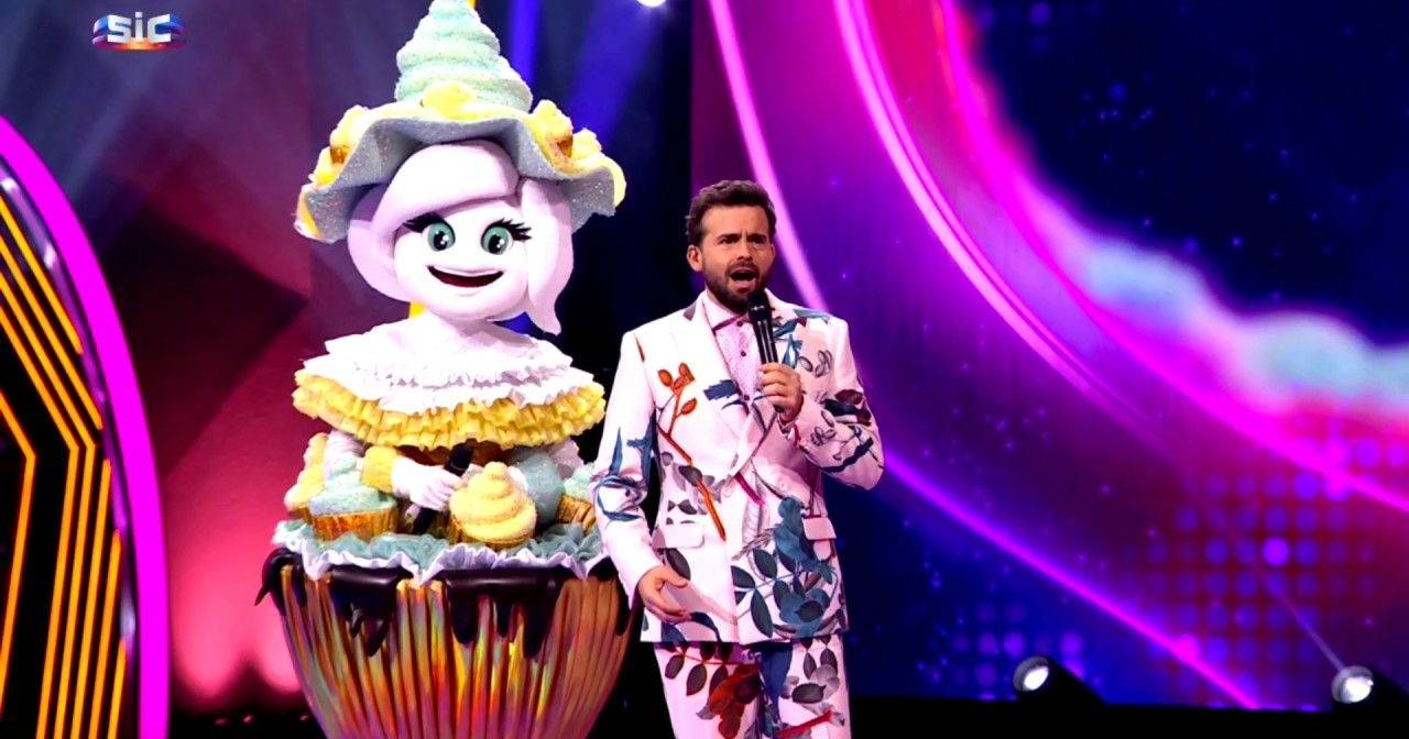 "Eu não vou perder!" - Carolina Loureiro aposta... uma nádega n'A Máscara - SIC