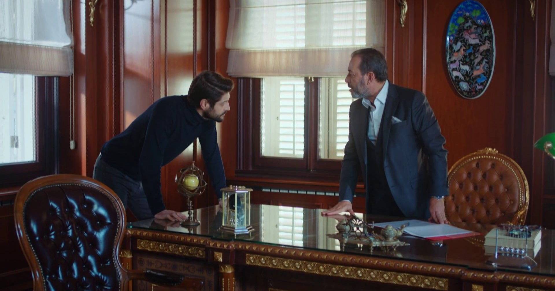 Resumo 'Pobre Menino Rico': Guilherme expulsa o pai da mansão - SIC