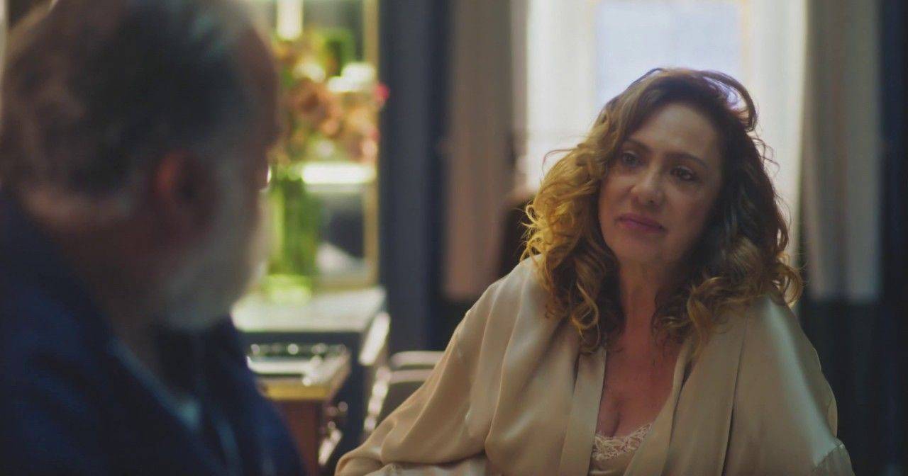 Agatha e António traçam um plano contra Aline: "Para todo o mundo ...
