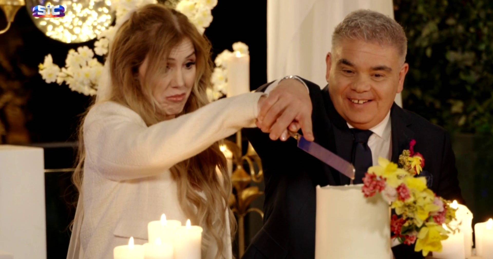 Marta e César vivem momento constrangedor: "Ela não quer que ele lhe toque" - SIC