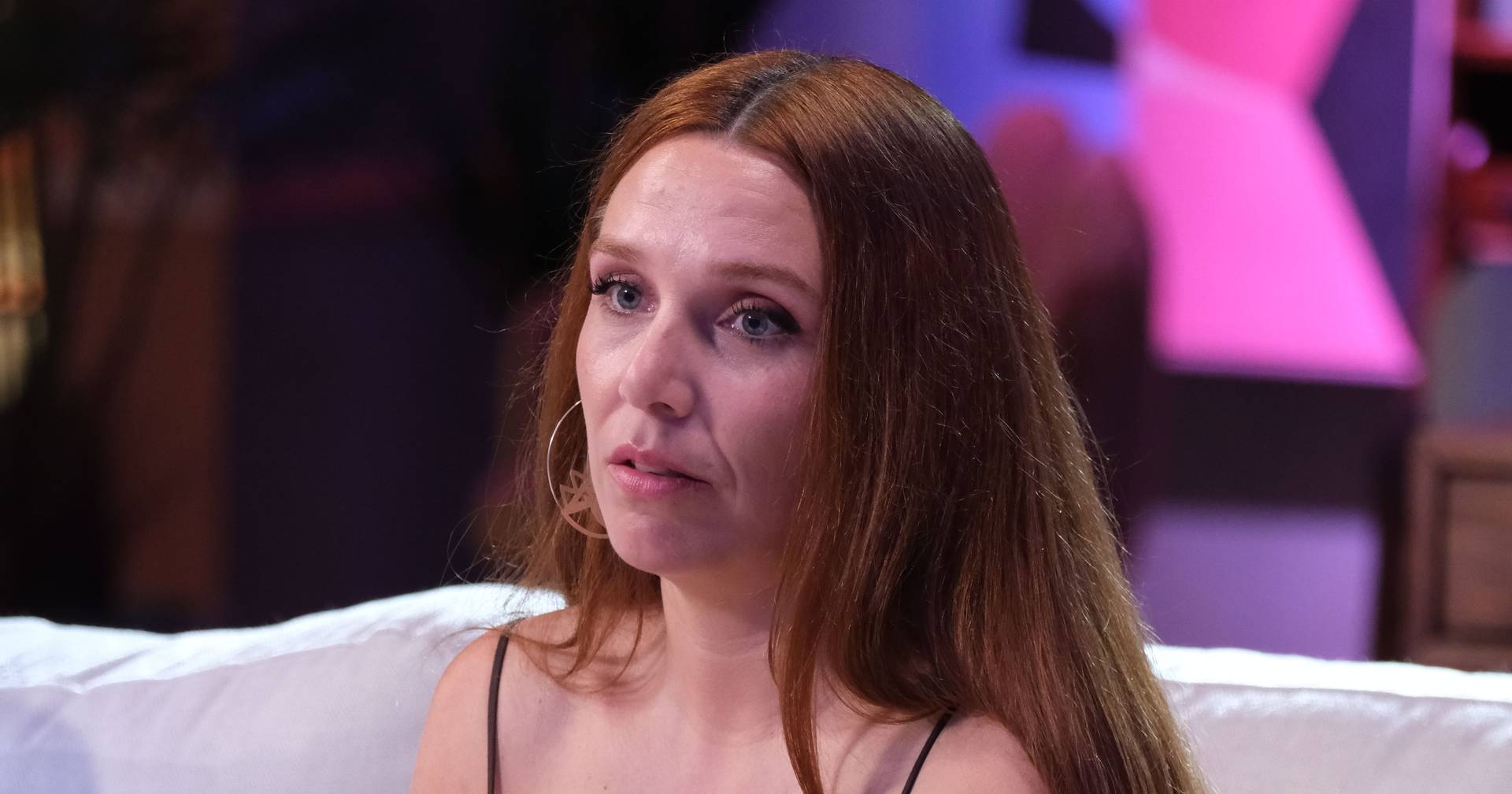 Marta é confrontada com as saídas noturnas e admite: "São uma ...