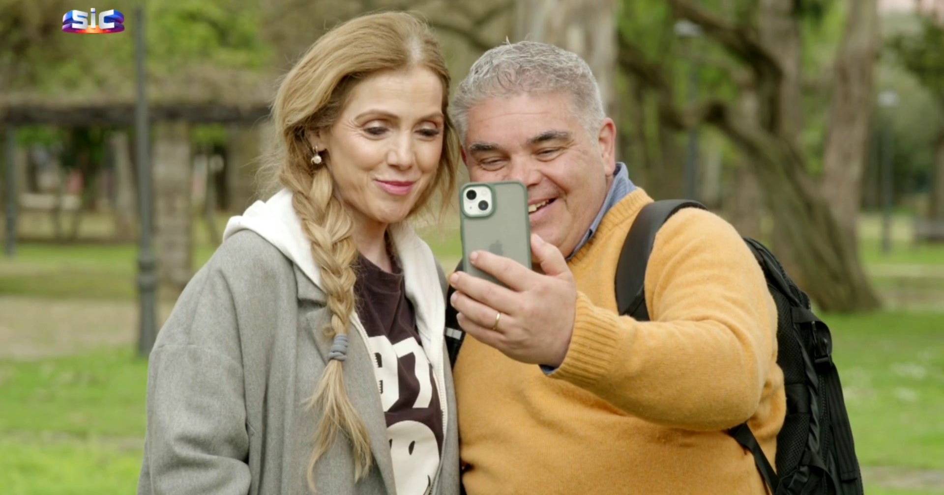 Marta Neto conhece a sogra: "O seu filho é maravilhoso" - SIC