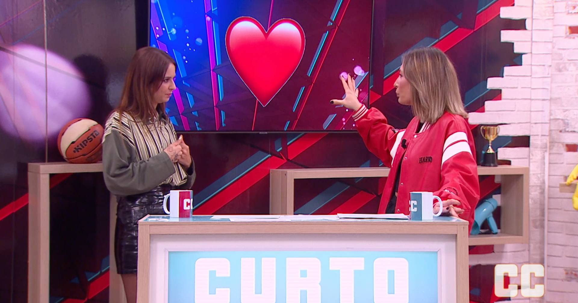 Helena Beck desafia Maria Seixas Correia: adivinhar o significado dos ...