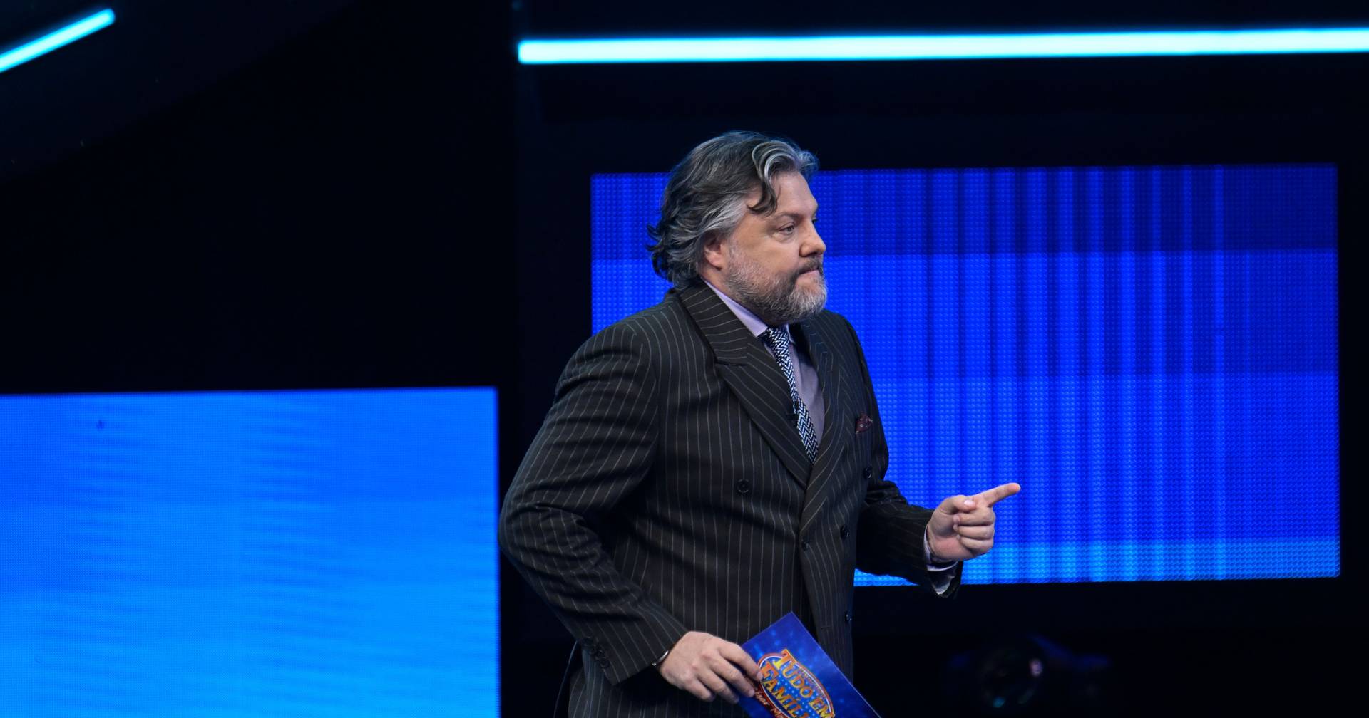 César Mourão 'exige' respeito: "Ninguém põe pénis em buracos. Isto é um ...