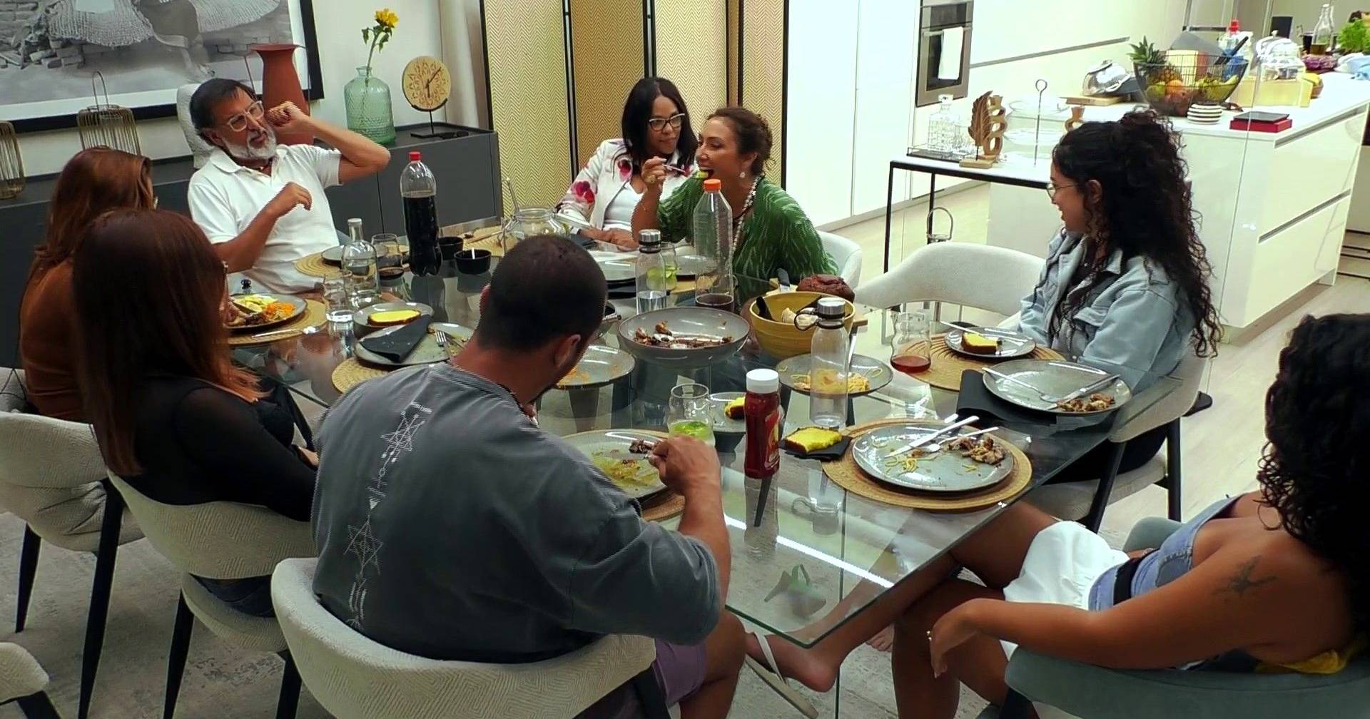 Catherine revela: "Se a Ângela decidisse voltar...Eu não dormia nesta ...