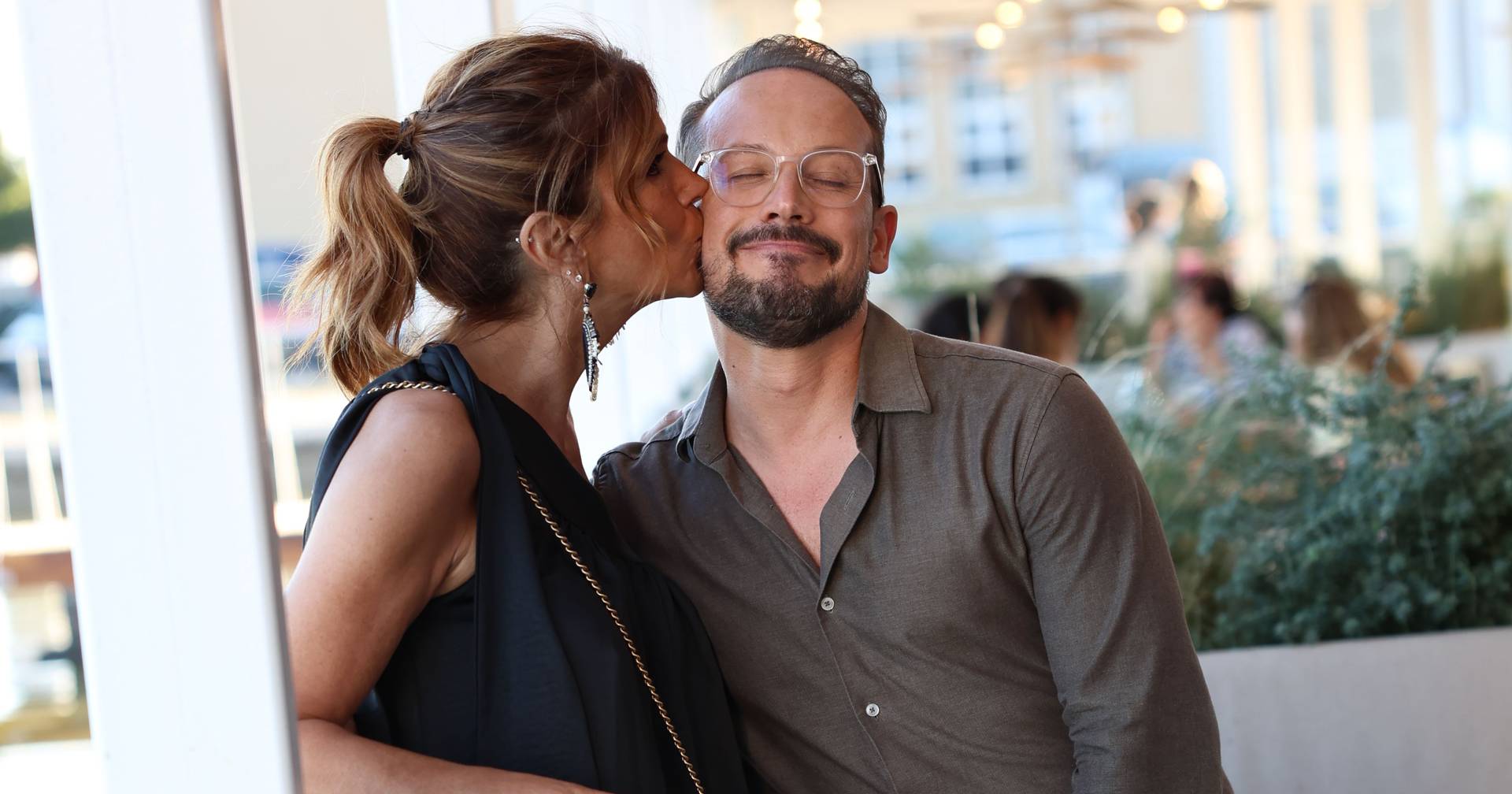 Lingerie sexy, rendas e beijos na boca! Vão ser assim as férias dos ...