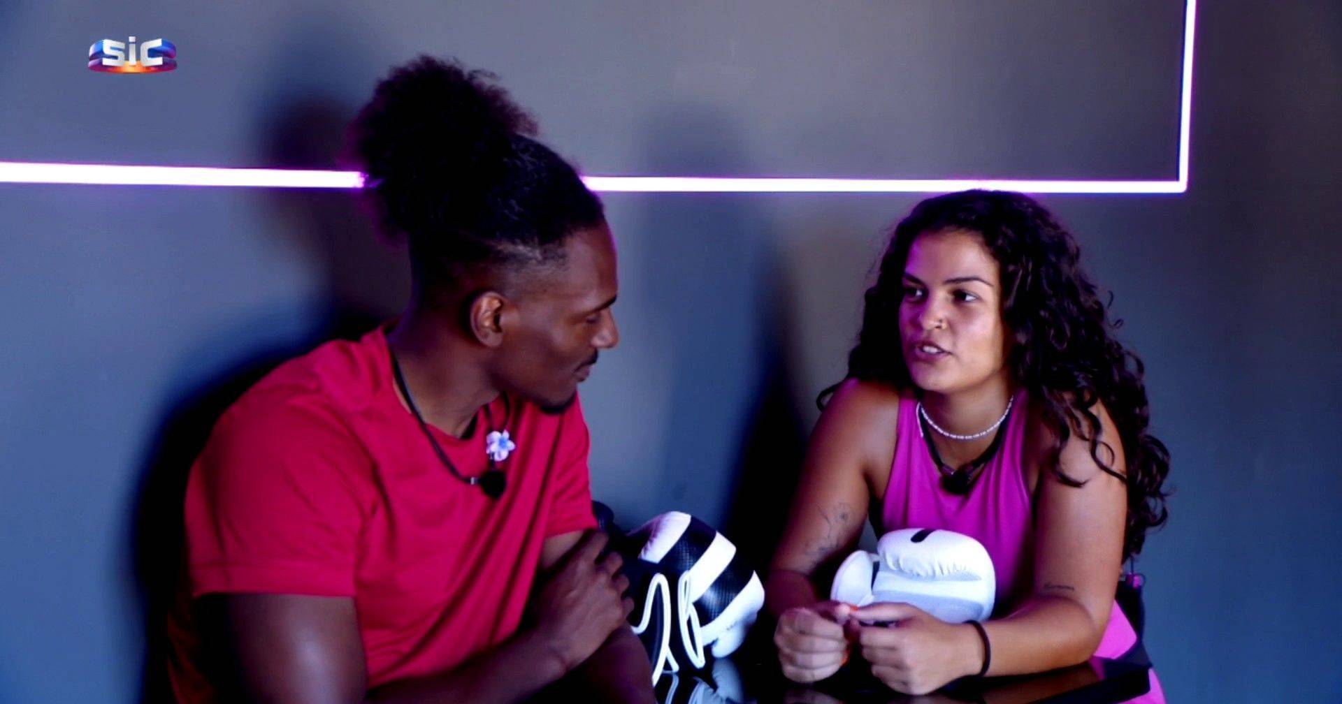 Rafaela confessa a Élson: "És muito carinhoso, não só no toque físico ...