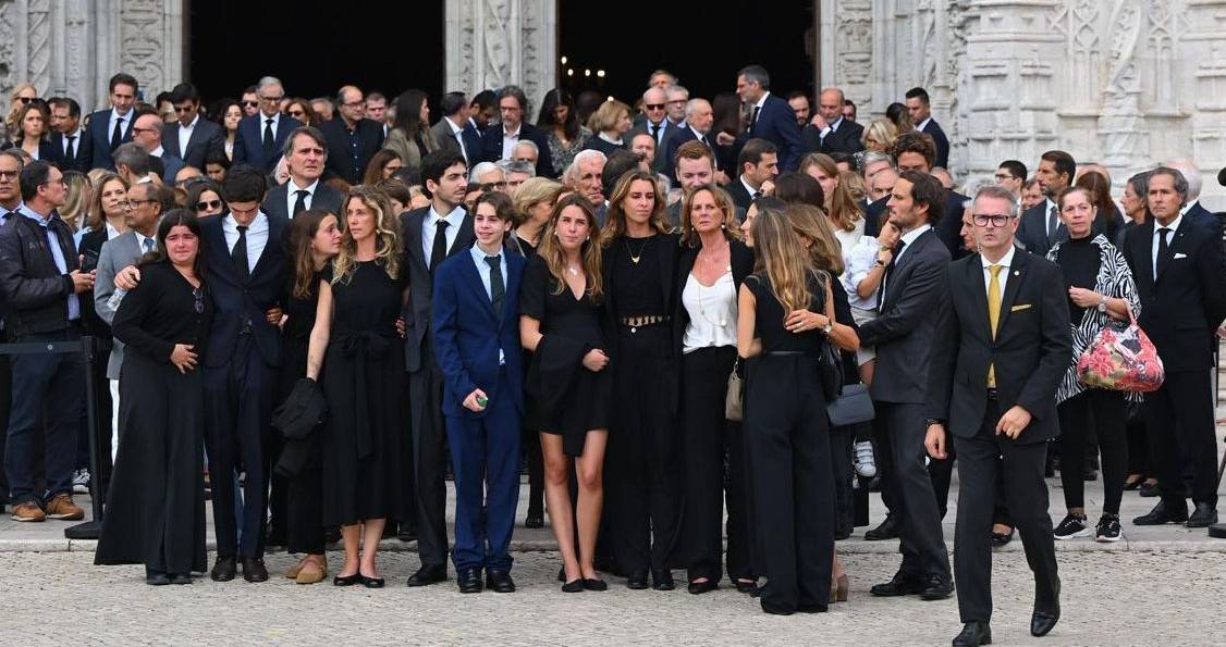 Francisco Pinto Balsemão "deixa 20 descendentes, entre eles um bisneto ...