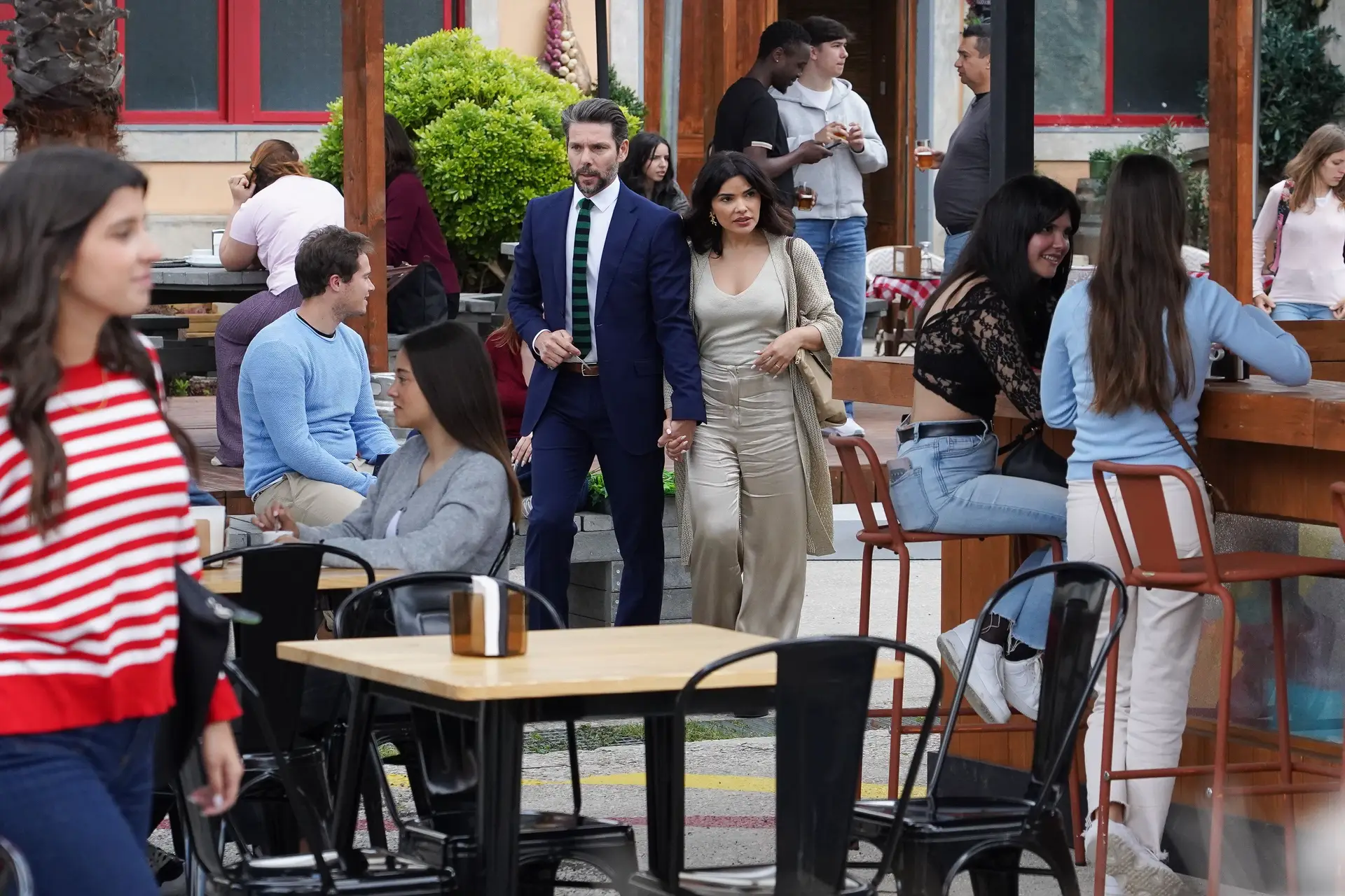 Vem aí: Isabel faz proposta inesperada a Vitória - SIC