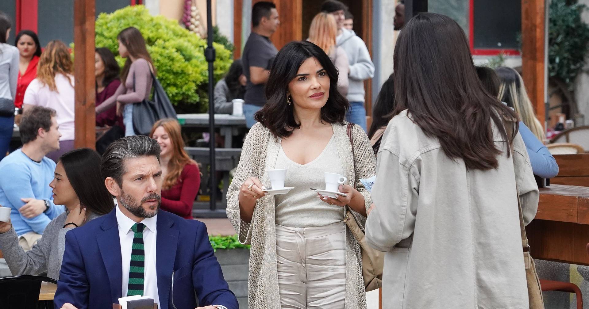 Vem aí: Isabel faz proposta inesperada a Vitória - SIC