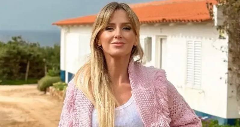 A patuda bebé que ia para o canil mas conquistou o coração de Madalena ...