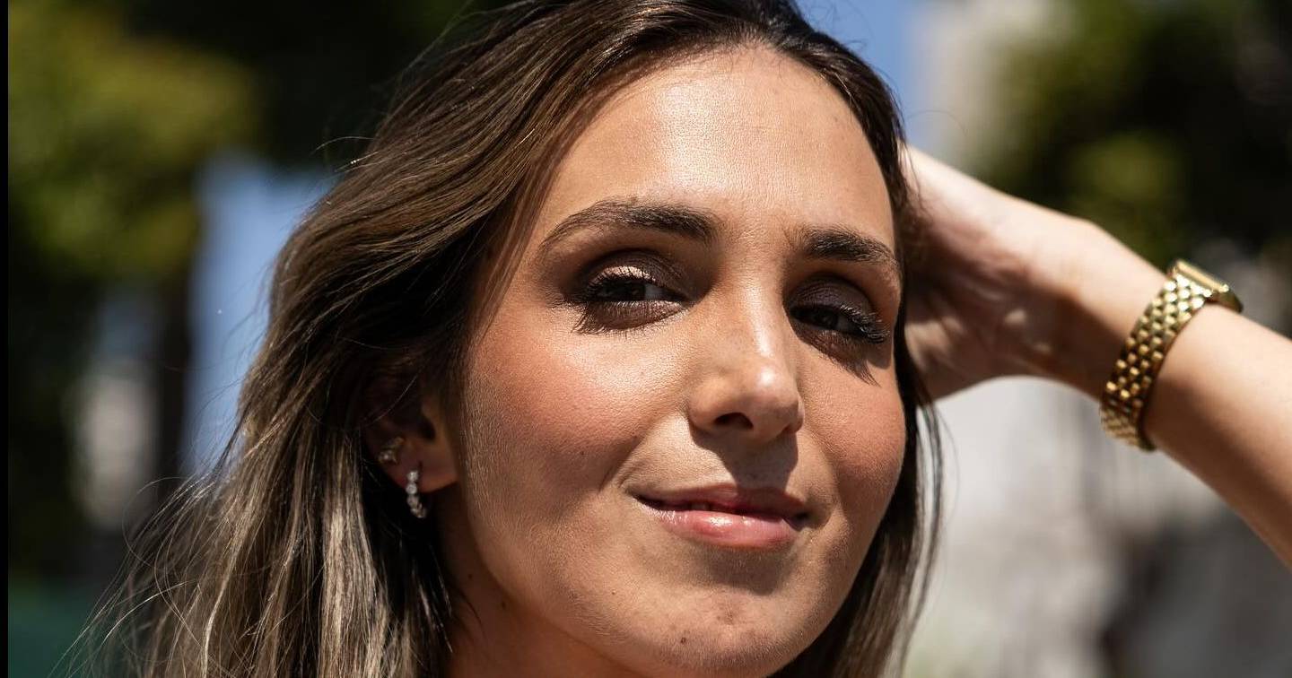 Sem ideias para os looks natalícios? Rebeca Caldeira inspira-nos a ...