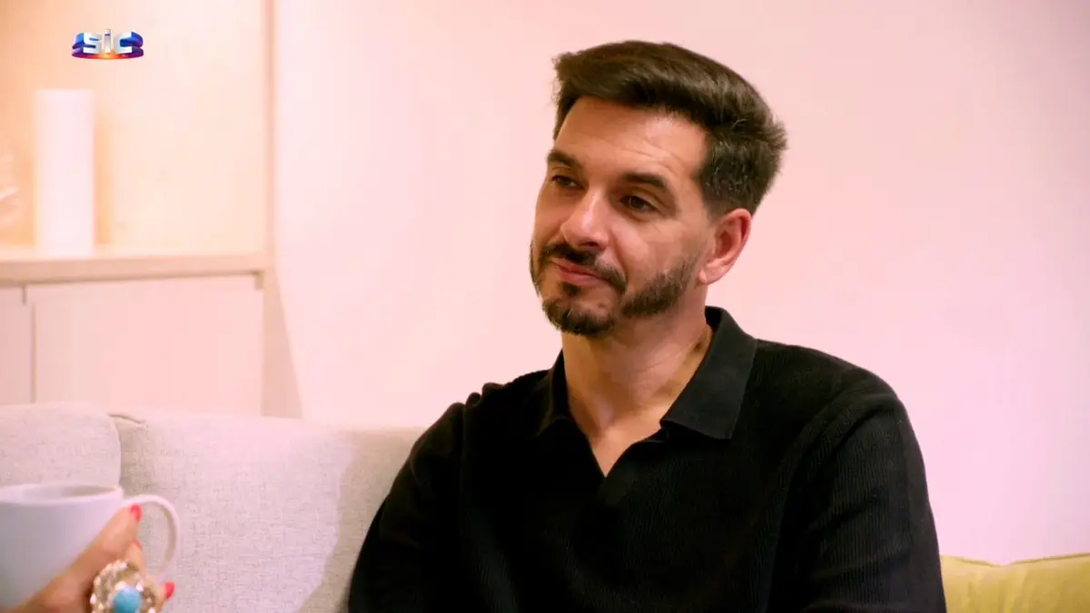 Vítor explica a Paula o que o afasta de Carlos: "Fui sempre eu que o ...