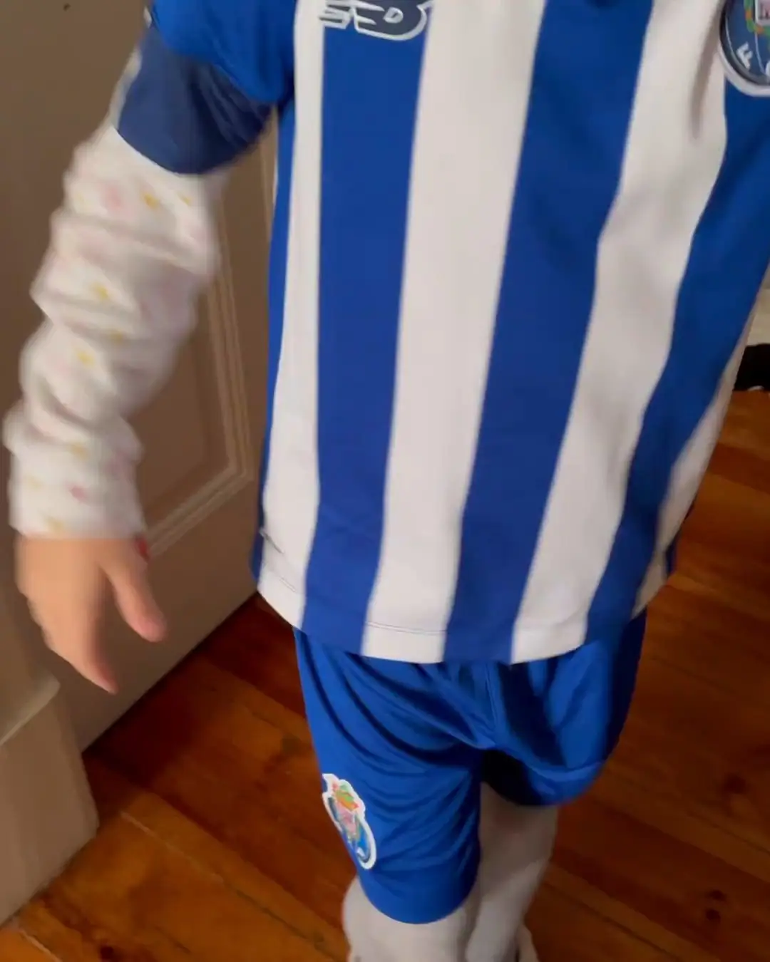 “Um amor que não se explica”! Sofia Ribeiro declara-se à sobrinha em data (muito) especial - SIC