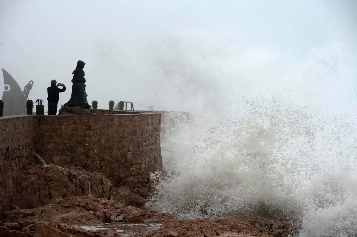 SIC Notícias | Forte tempestade atinge zona costeira de Espanha