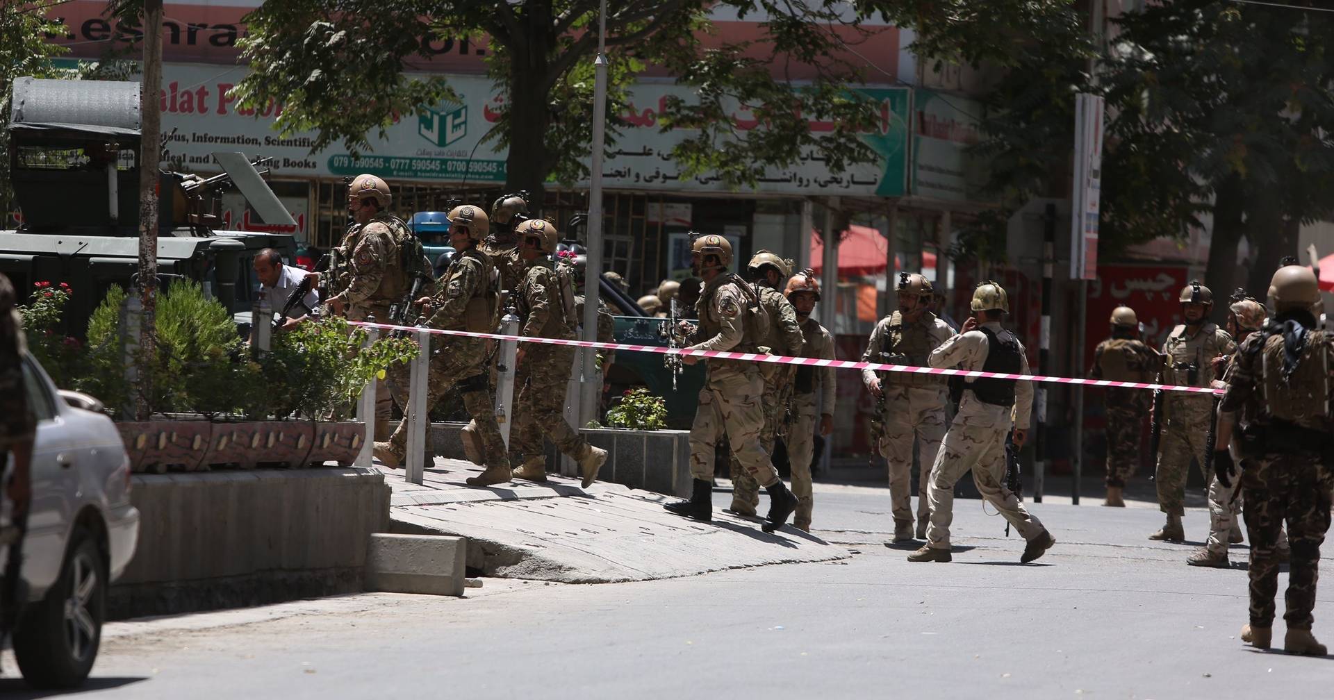 Daesh reivindica explosão junto à embaixada do Iraque em Cabul - SIC ...