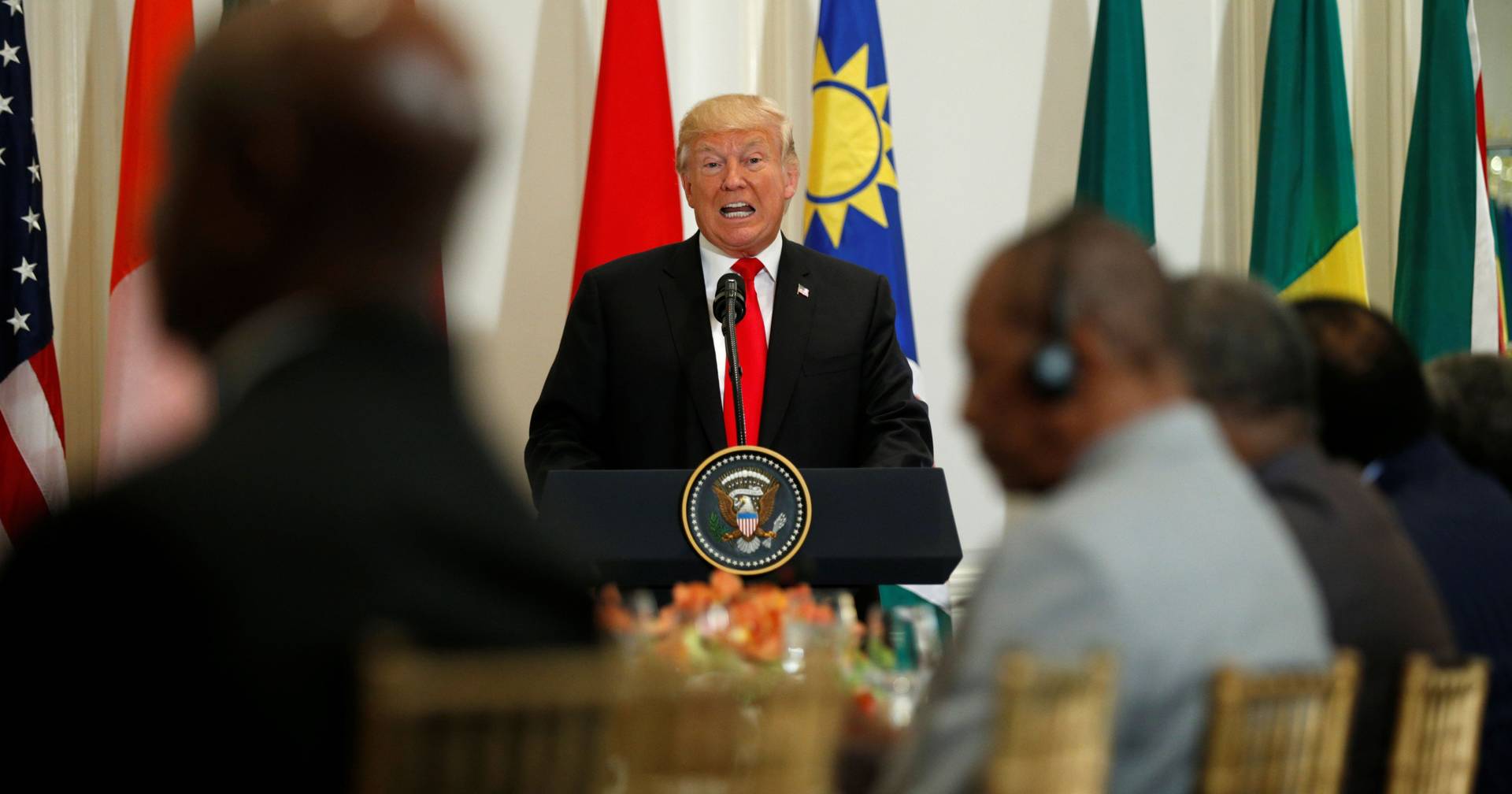 Sabe onde fica a Nambia? Algures em África, segundo Trump - SIC Notícias