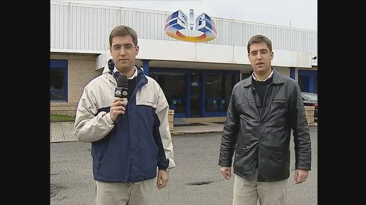 Nuno Luz e o seu sósia em direto - SIC Notícias