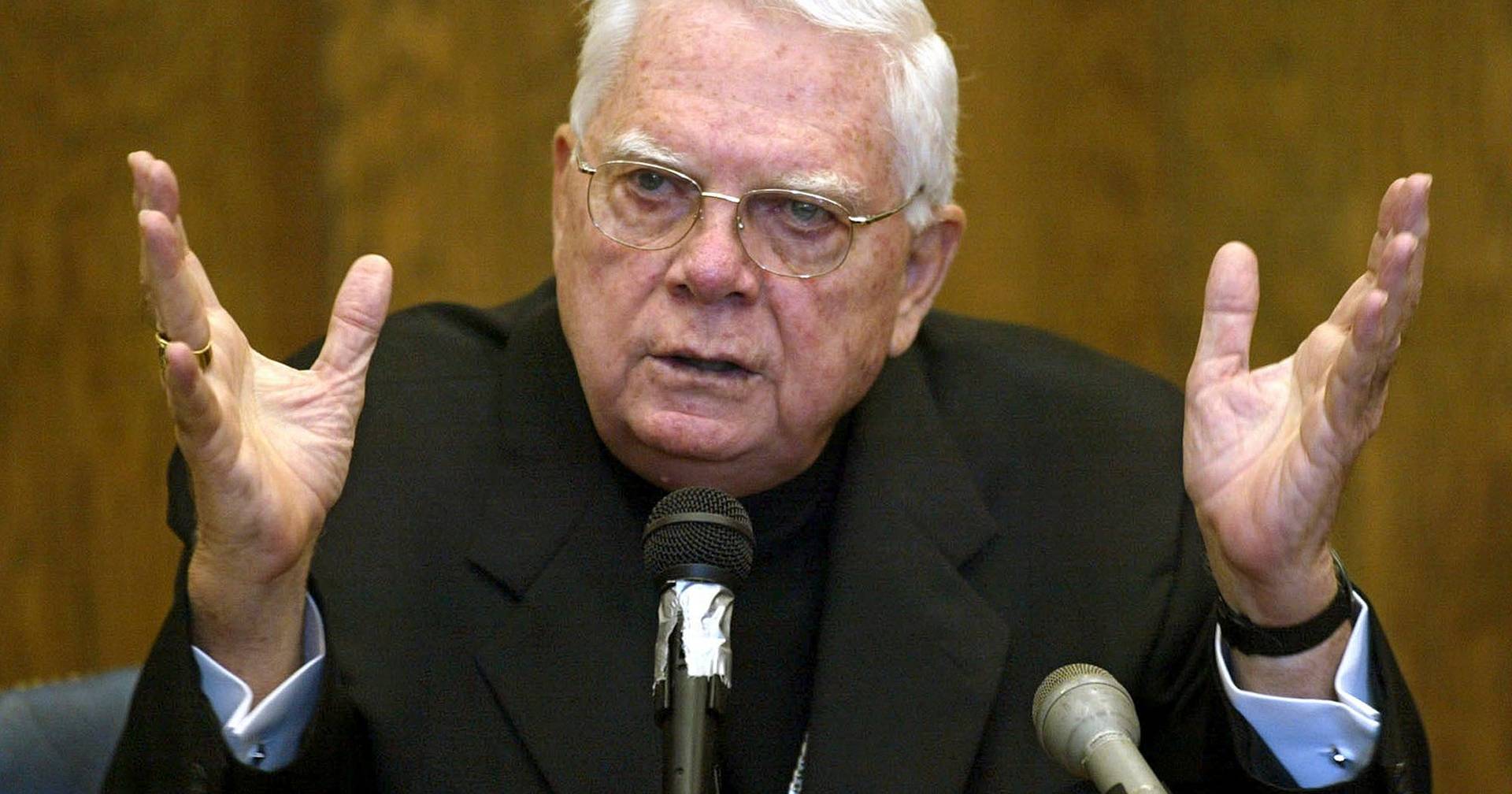 Morreu cardeal Bernard Law, figura central em escândalo de pedofilia ...