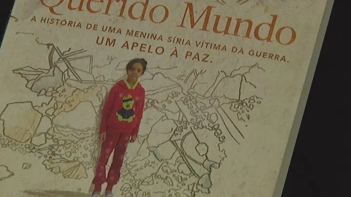Este Natal dava um livro: "Querido Mundo" - SIC Notícias