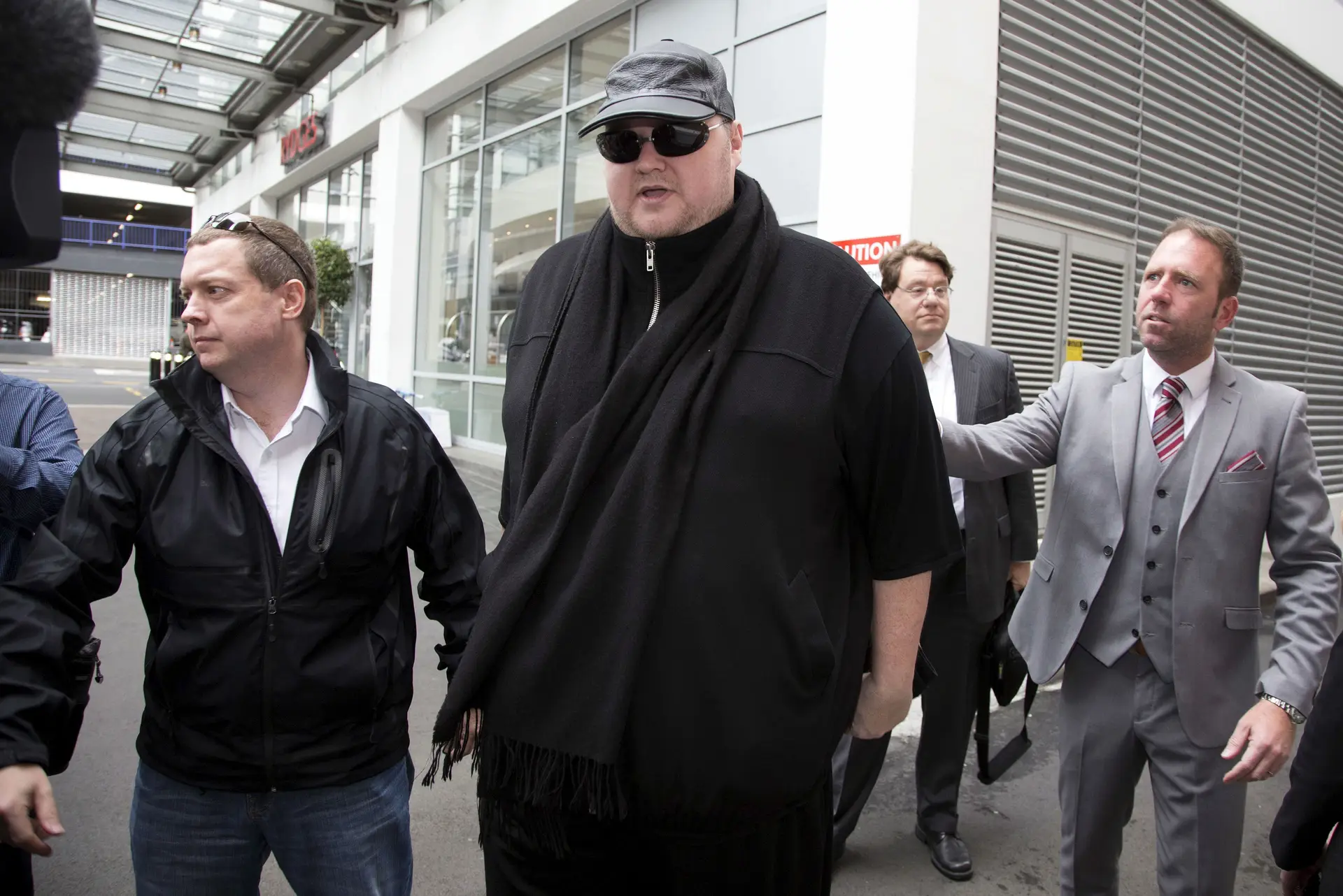 Fundador do Megaupload trava último combate para evitar extradição para ...