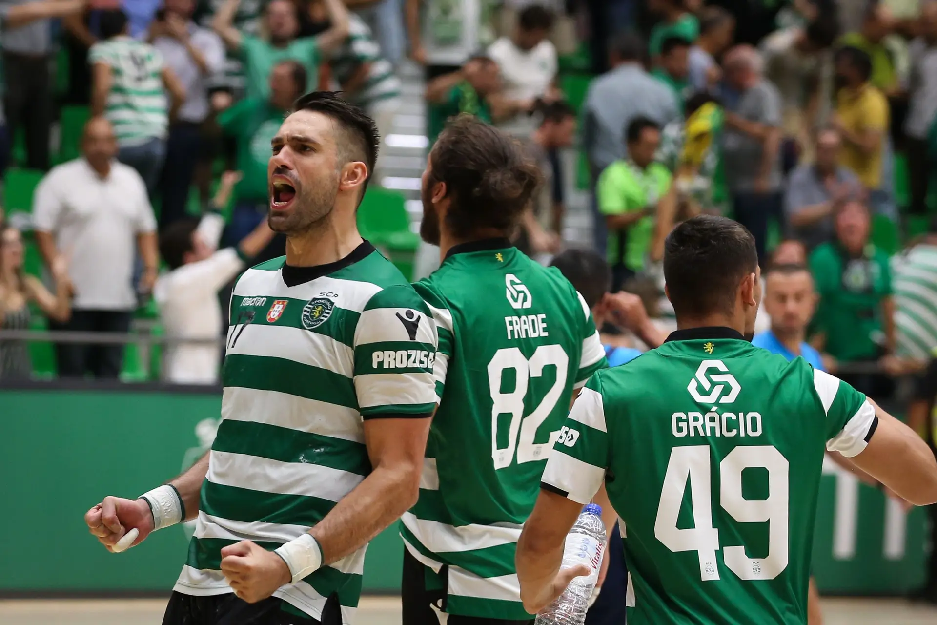 Carlos Ruesga dá triunfo ao Sporting na receção ao Benfica no nacional ...