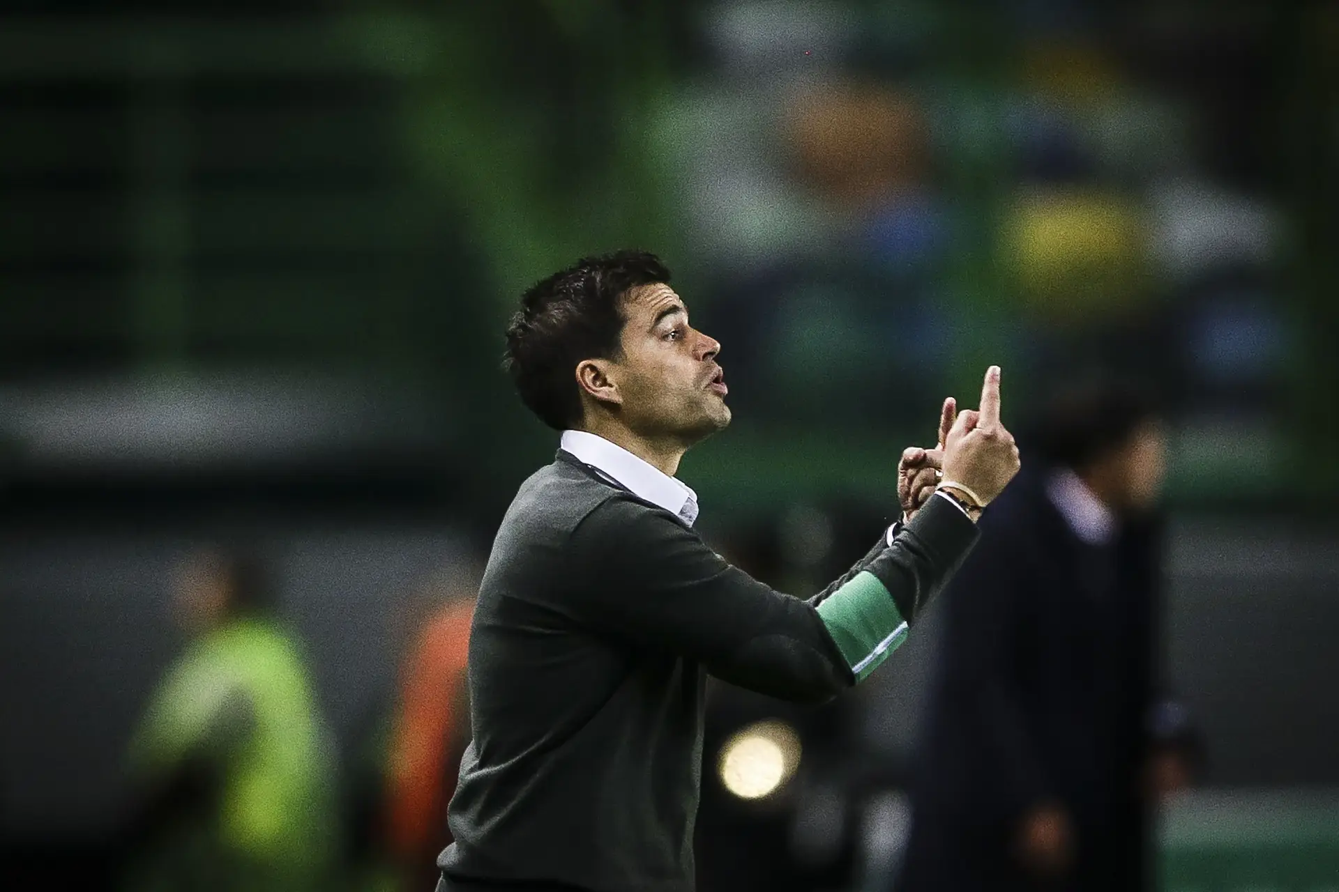 Tiago Fernandes vai orientar a equipa de sub-23 do Sporting - SIC Notícias