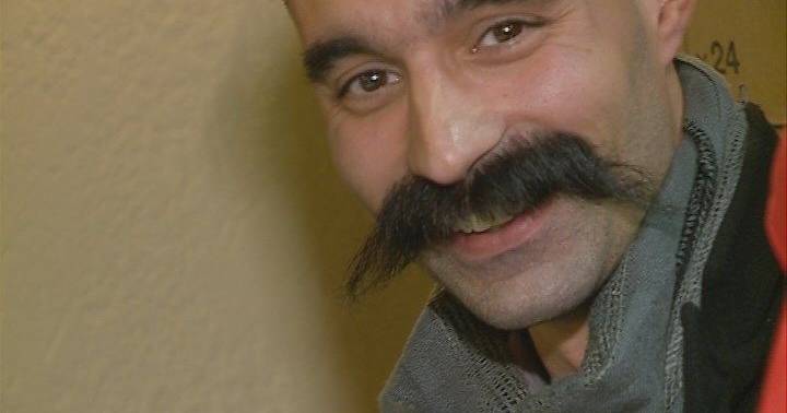 Os 150 maiores e mais cuidados bigodes de Portugal - SIC Notícias