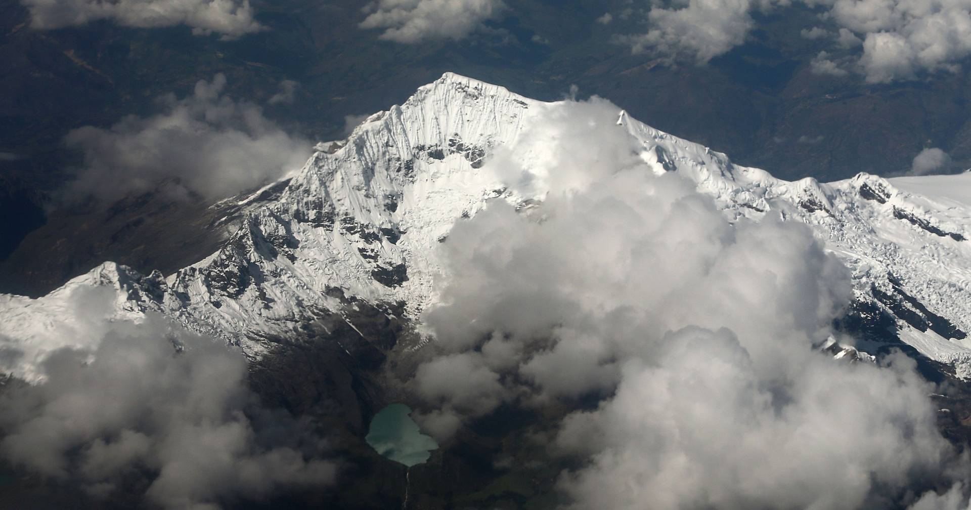 Recuperados corpos das quatro vítimas de uma avalancha nos Andes - SIC ...