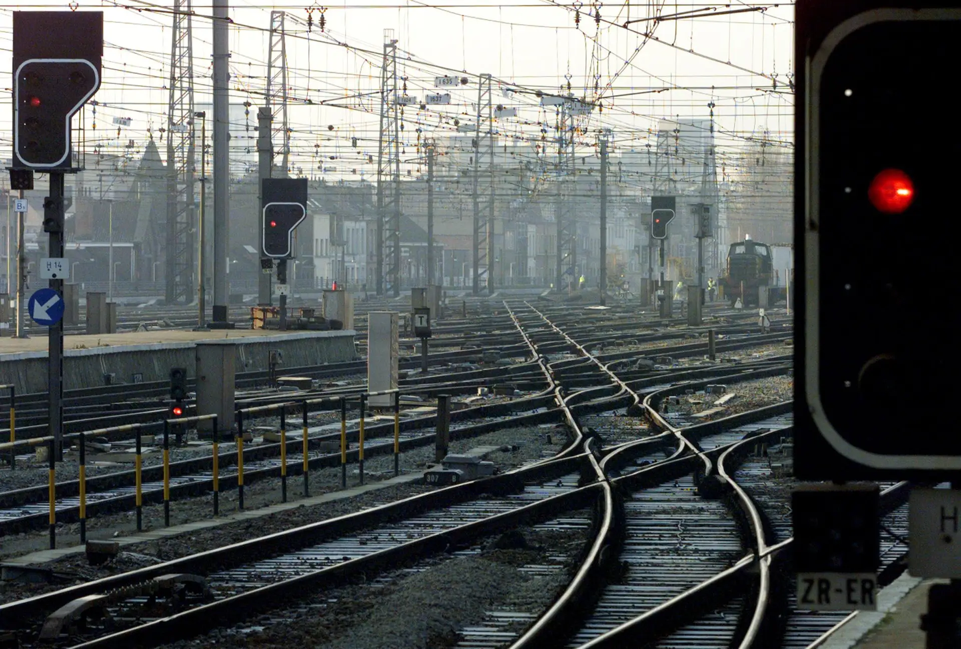 Circulação ferroviária na linha do Norte normalizada - SIC Notícias