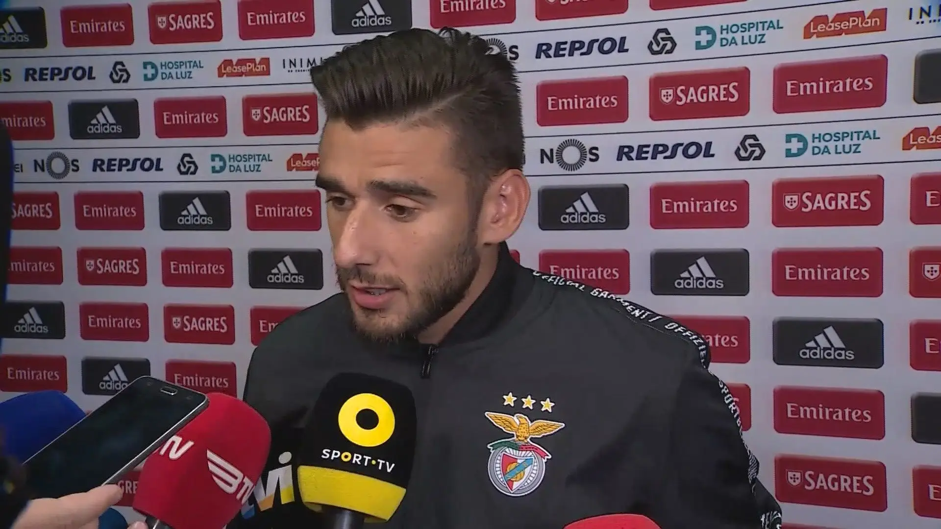 "O Jonas é uma pessoa incrível, vamos ter muitas saudades dele" - SIC ...