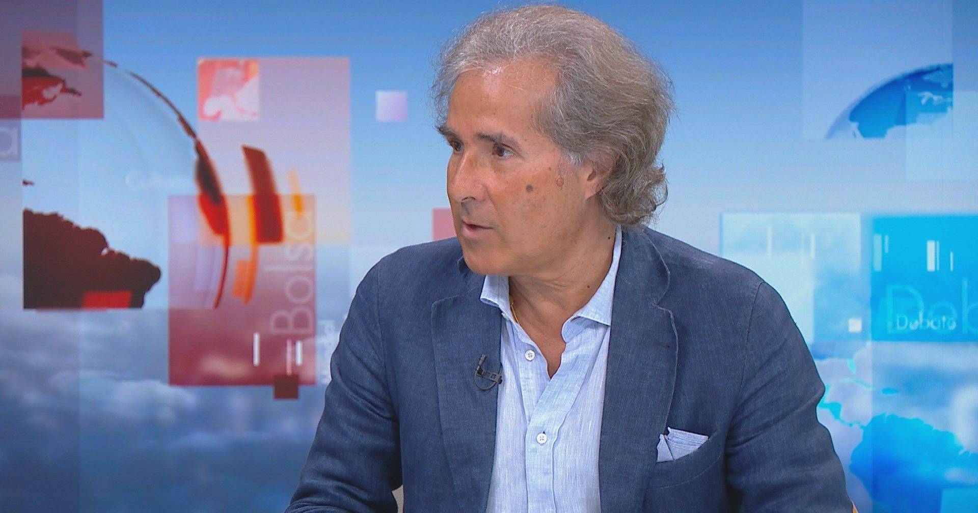 Leste/Oeste com Nuno Rogeiro - SIC Notícias