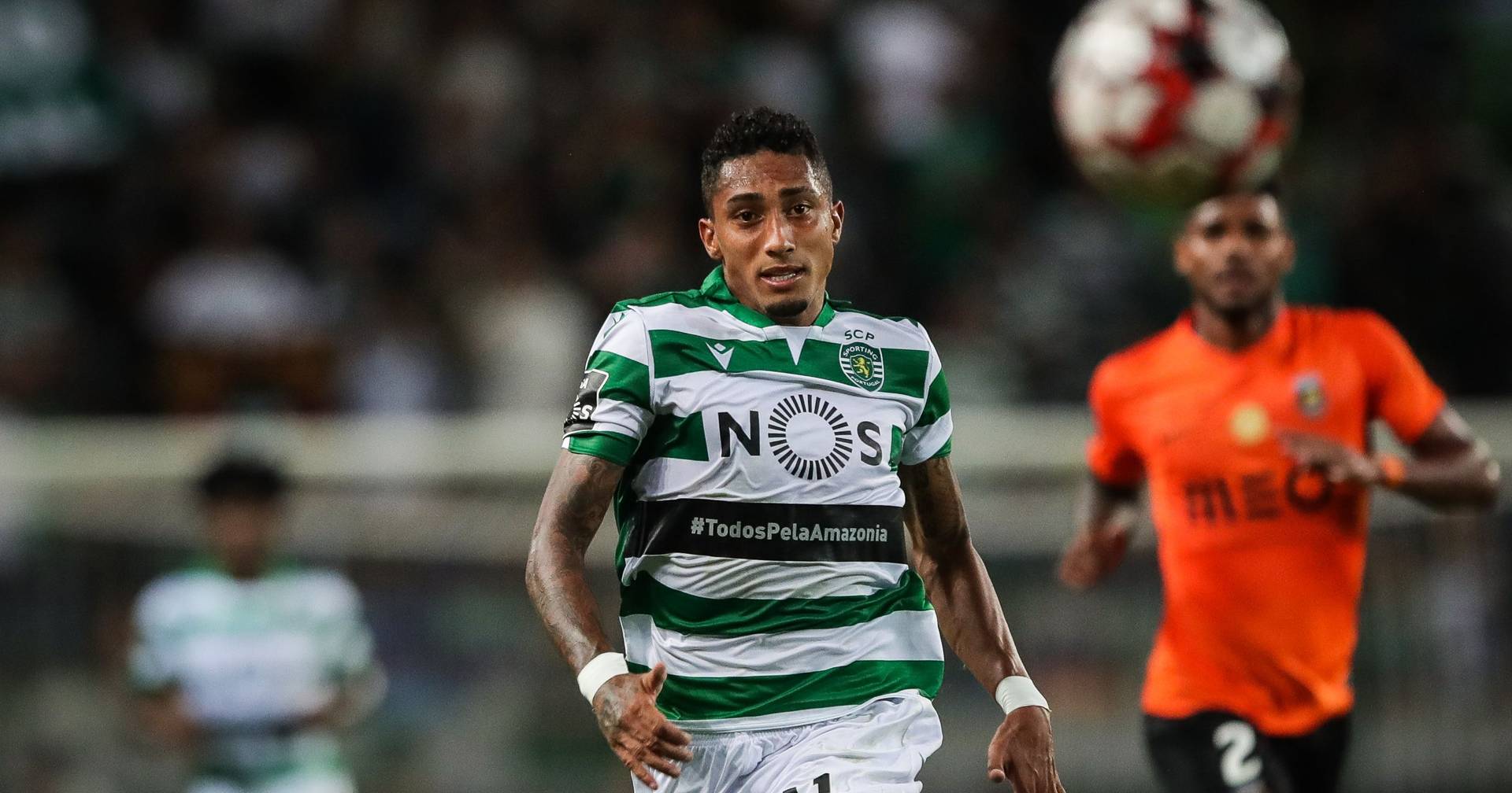 Raphinha vai deixar o Sporting para assinar pelo Rennes - SIC Notícias