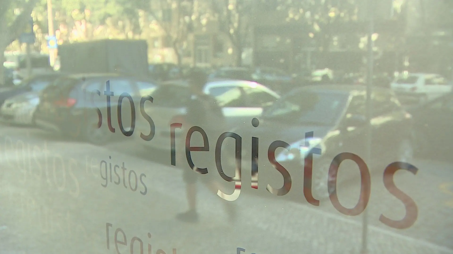 Greve nos registos e notariado até sábado - SIC Notícias