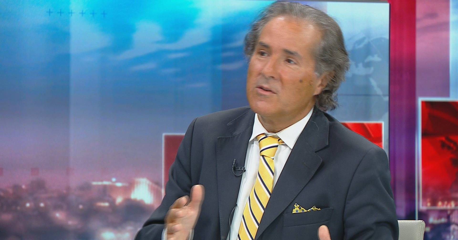 Leste/Oeste com Nuno Rogeiro - SIC Notícias