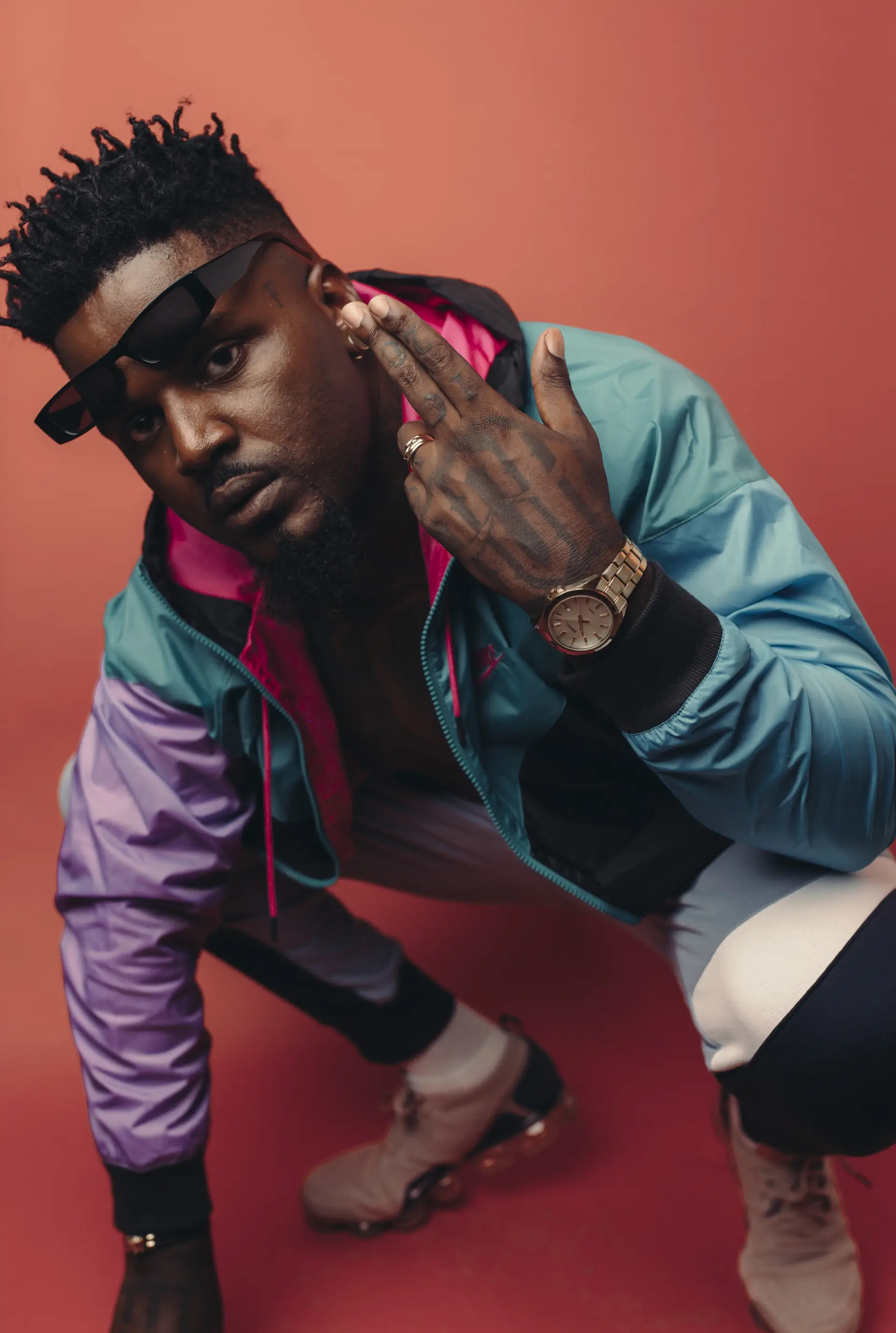 Plutónio lança disco em Portugal antes de estrear-se no Brasil - SIC ...