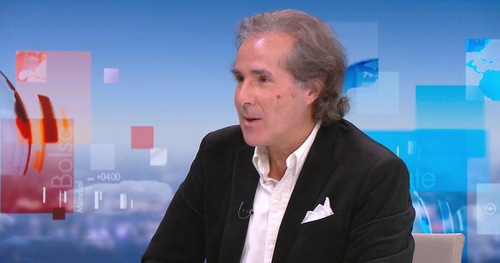 Leste/Oeste com Nuno Rogeiro - SIC Notícias