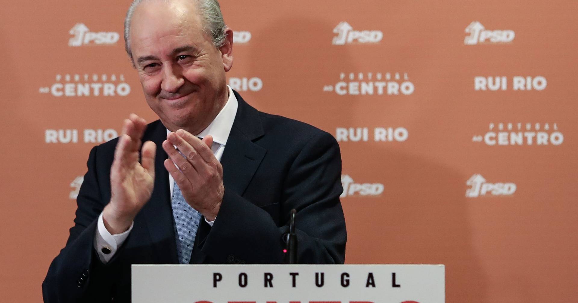 Rui Rio quer unir esforços numa oposição forte - SIC Notícias