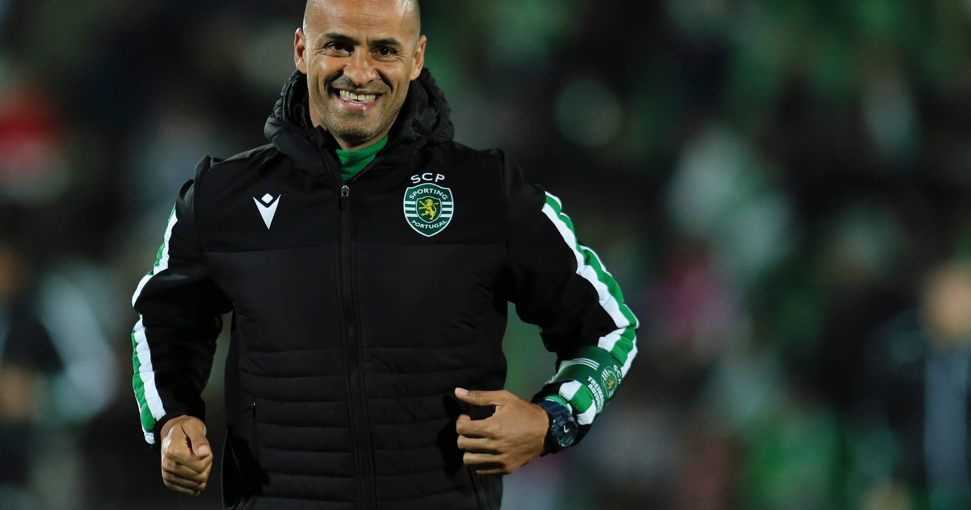 Silas assume favoritismo do Sporting no jogo da Liga Europa - SIC Notícias