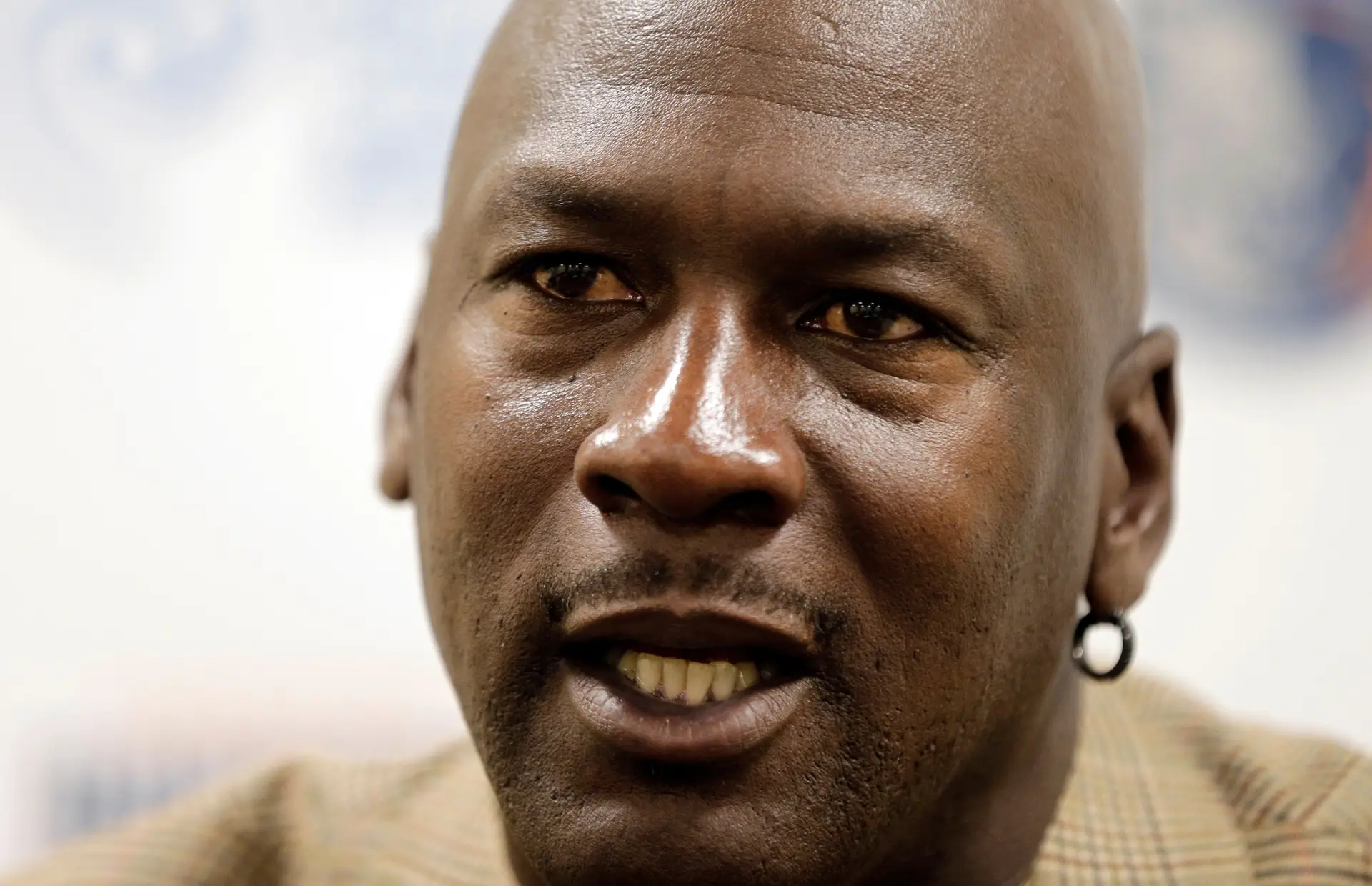 Michael Jordan vai doar 88 milhões a organizações que lutam pela ...