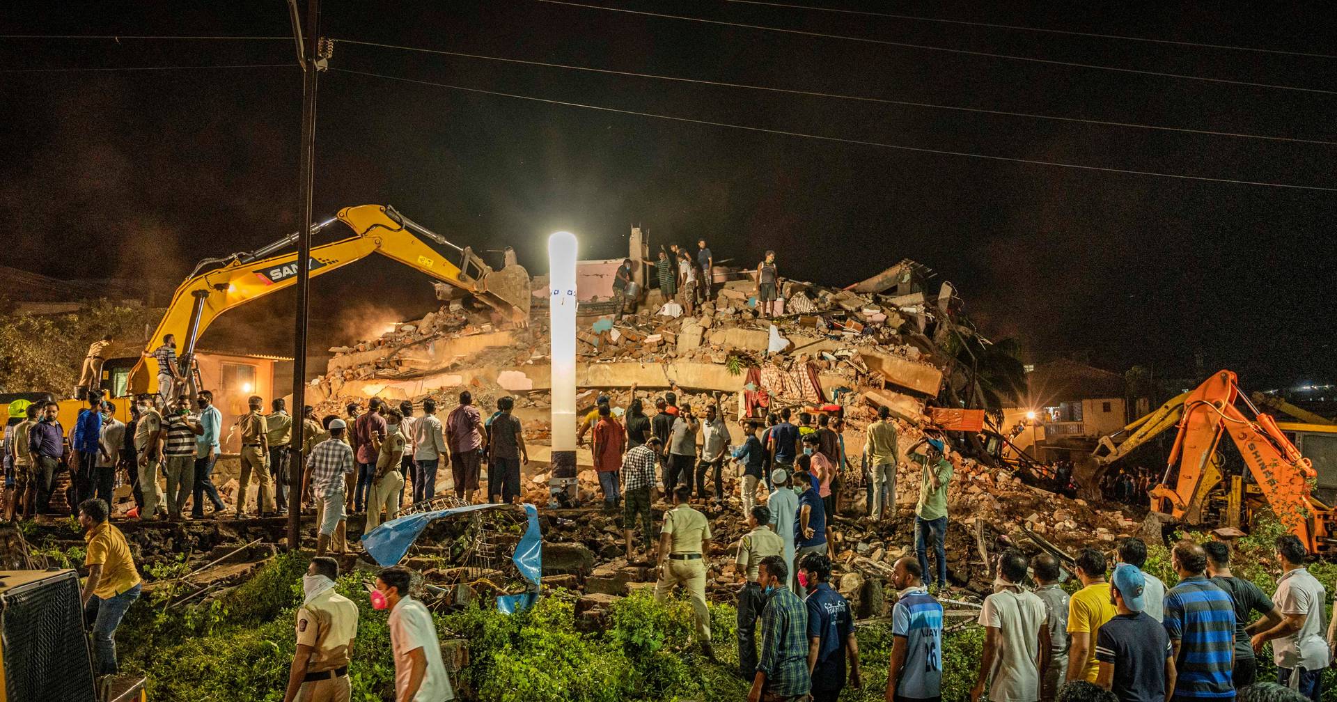 Fotos da semana. Os efeitos das catástrofes naturais no mundo - SIC ...