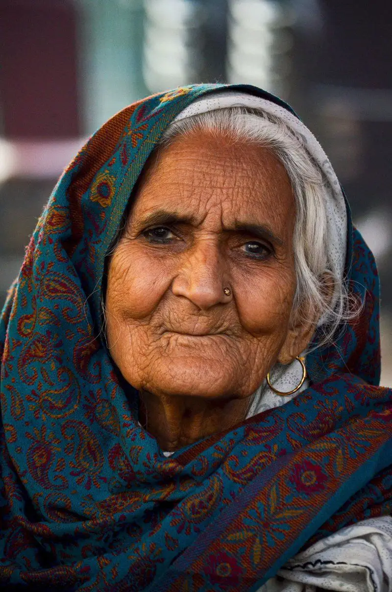 "Símbolo de resistência": ativista indiana de 82 anos entre os mais ...