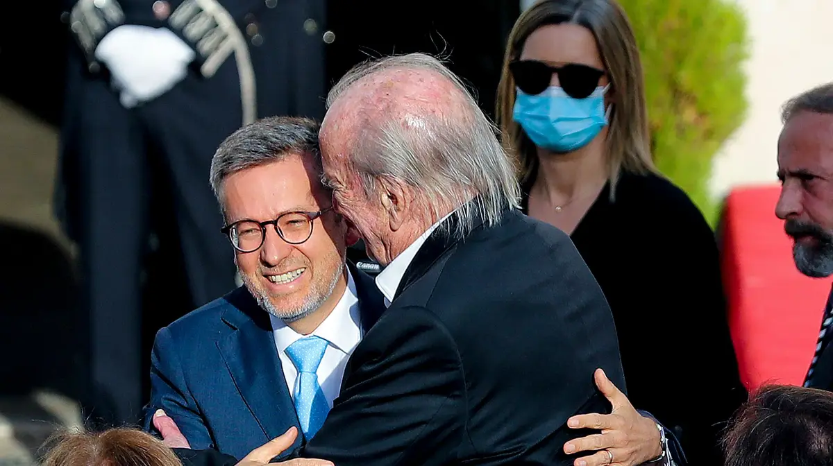 Francisco Pinto Balsemão tinha "uma capacidade única de ouvir" - SIC ...