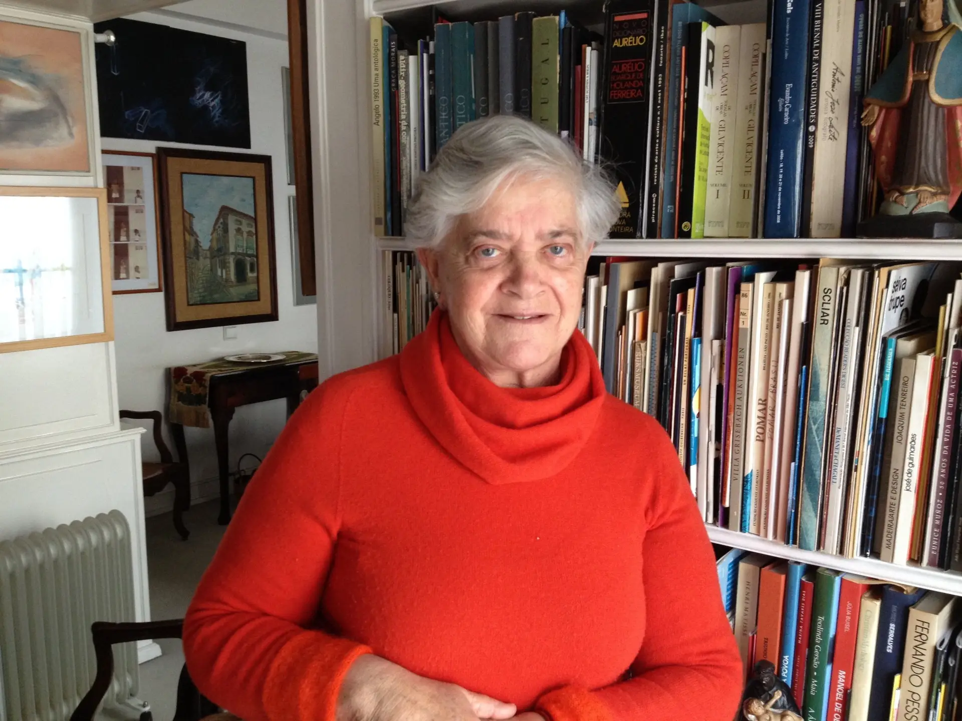 Escritora e jornalista Leonor Xavier morre aos 78 anos - SIC Notícias