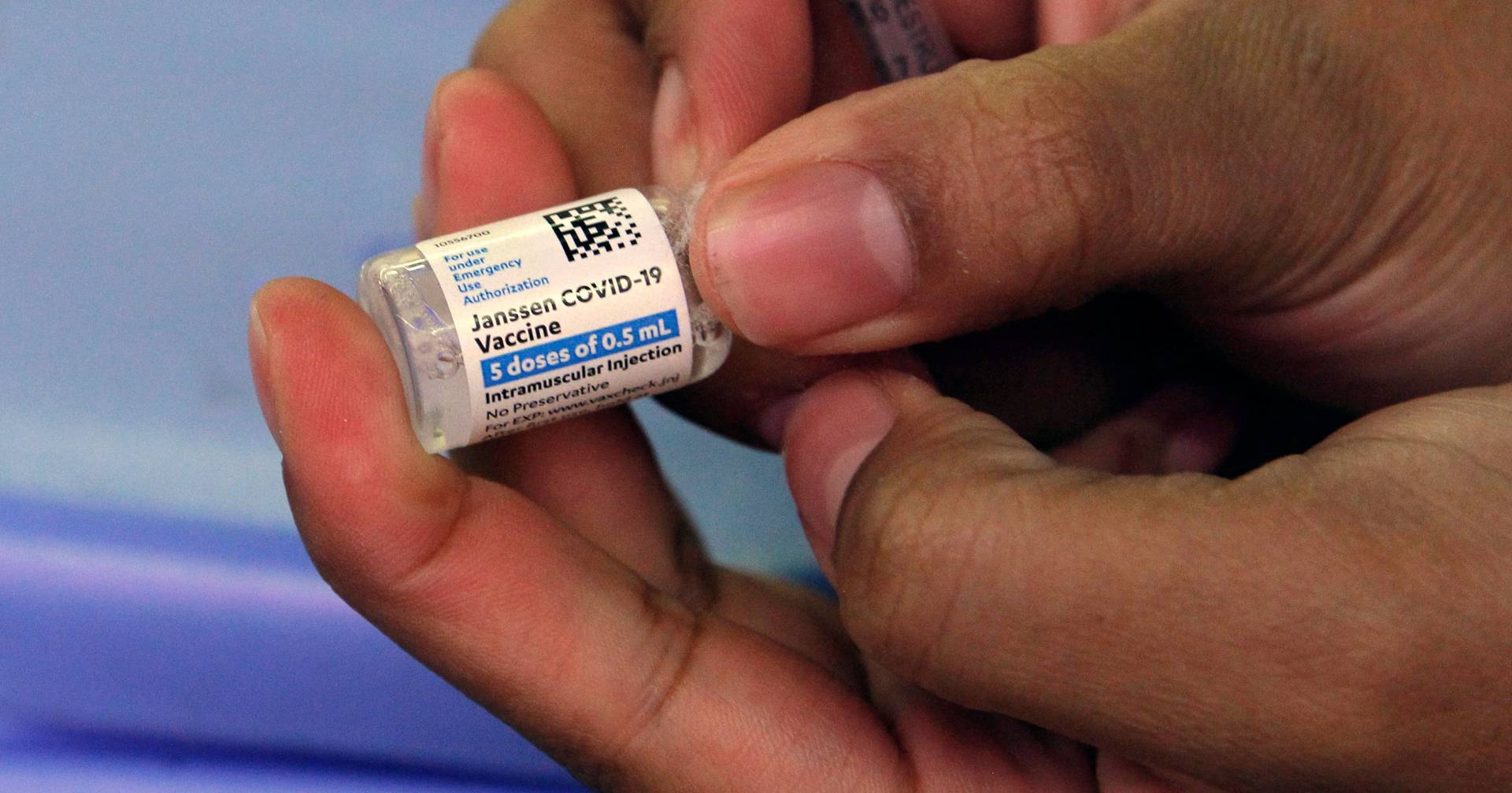 Reforço da Janssen já disponível para quem tem 50 ou mais anos - SIC ...